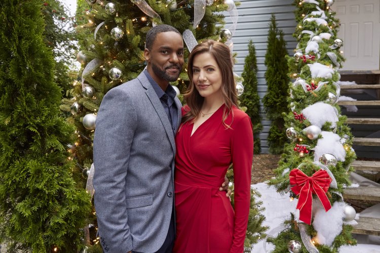 2020 Hallmark Christmas Movie Review – Jingle Bell Bride and Christmas ...